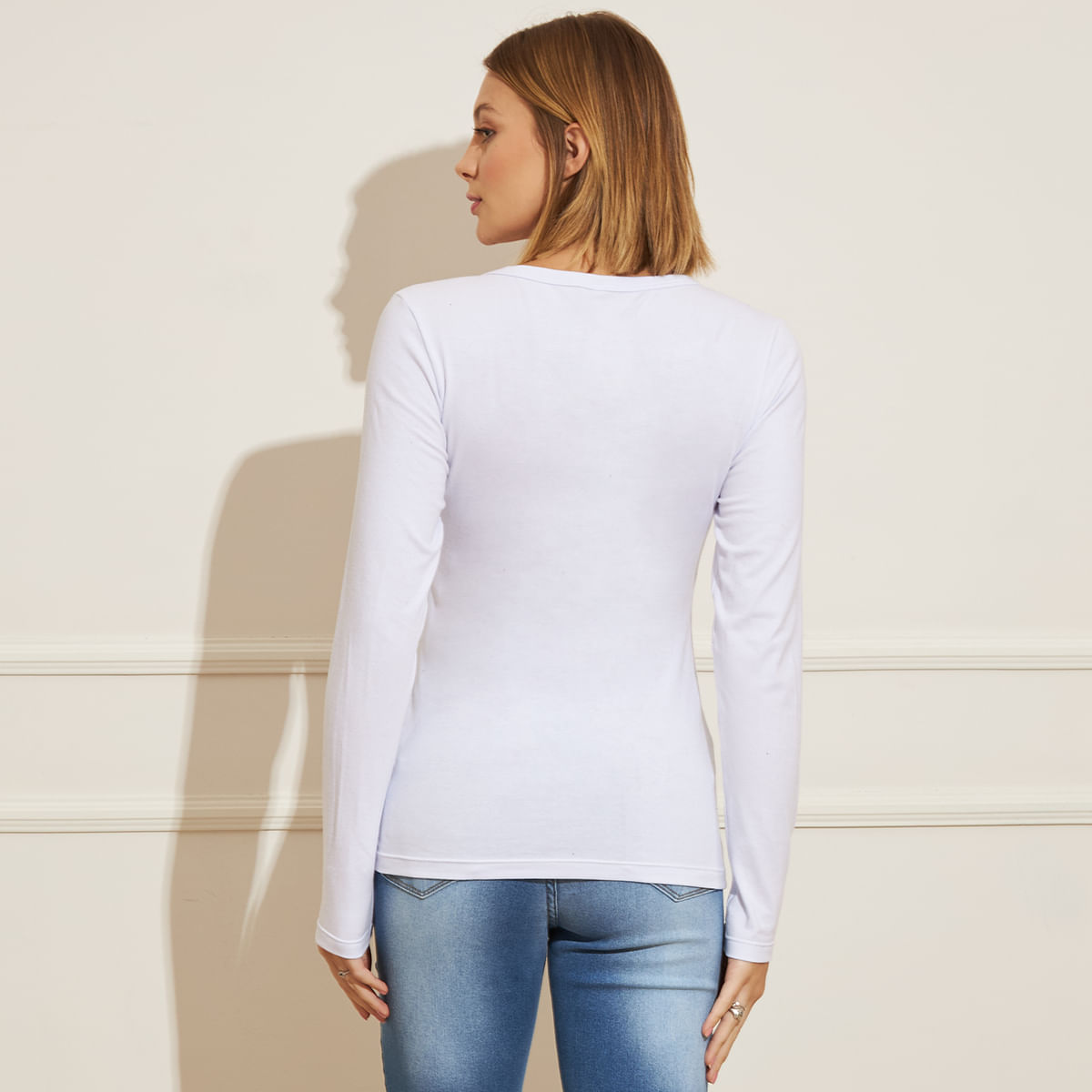Camiseta Feminina Basic Sou Gola V Manga Longa - Branco