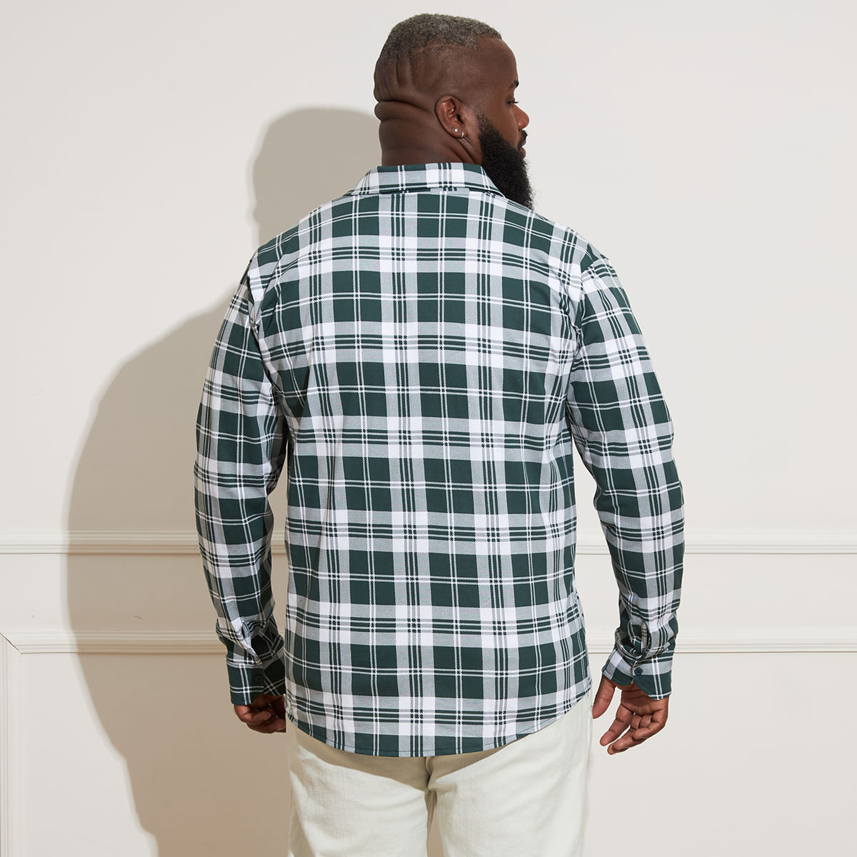 Camisa Masculina Estampa Xadrez com Mangas Longa e Bolso